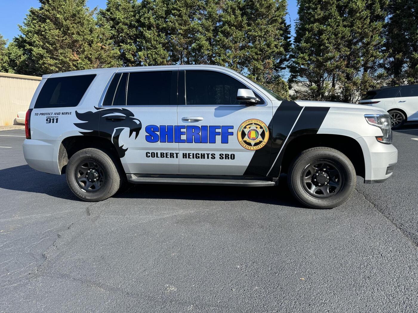 Font used on Colbert County Sheriff (Alabama) vehicles....... - Font ...